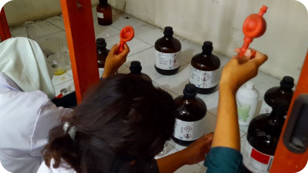 Teknik Kimia Industri - SMKN 1 Mojosongo